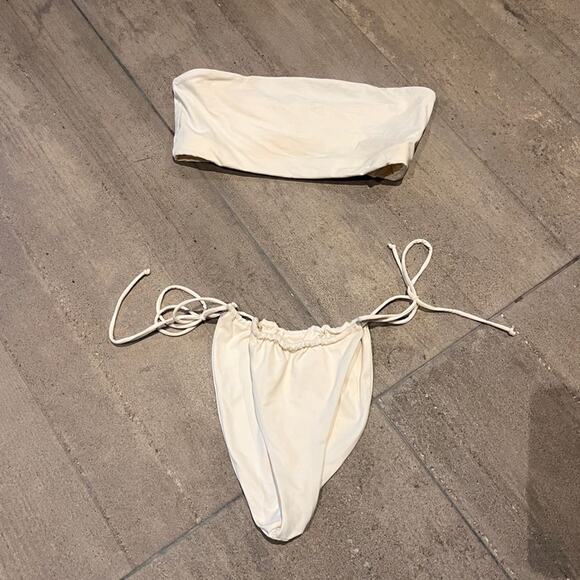 Good American | Swim | Goodamerican Ivory Bandeau Top String Bikini Sz ...